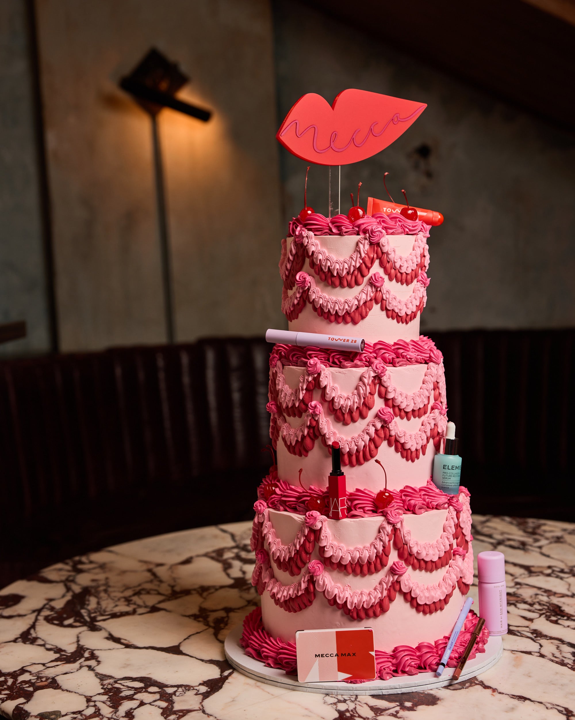 Custom Cakes – Miss Trixie Drinks Tea